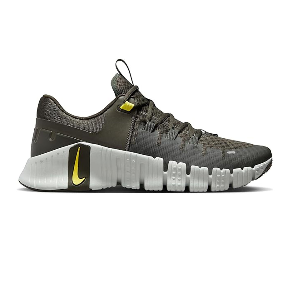 Shop Authentic Nike Metcon Shoes Online | PUSHAS